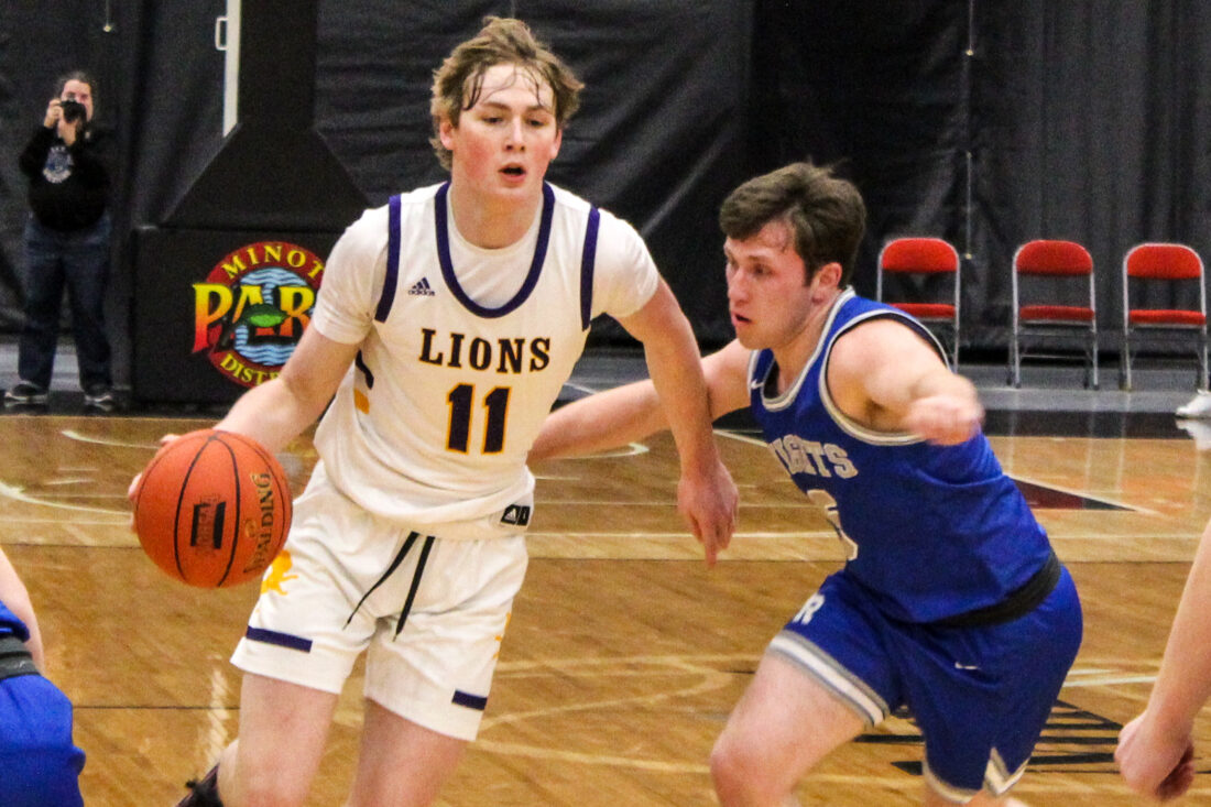 Lions efficient scoring leads to 70-25 win | News, Sports, Jobs - Minot ...